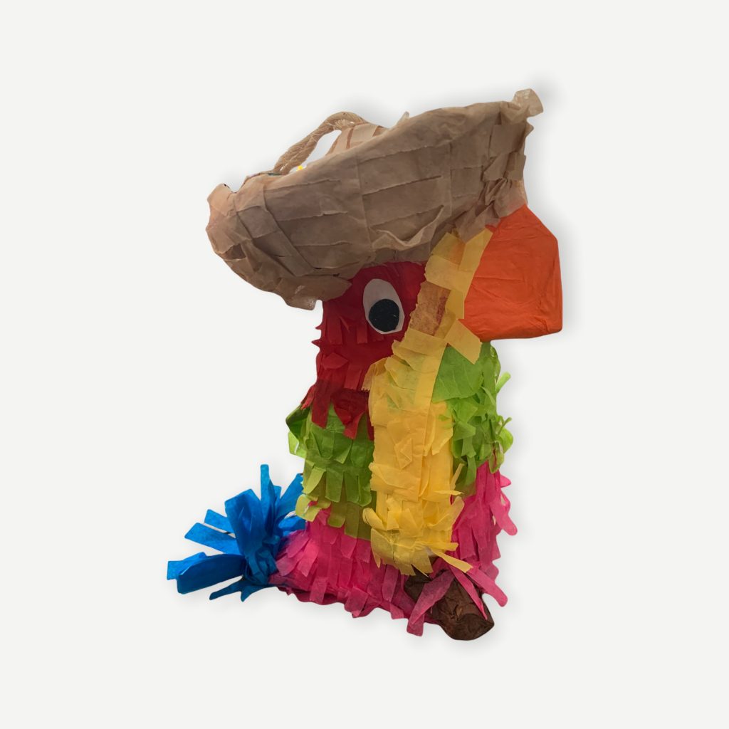 Polly Wanna Pinata – Royal Avian